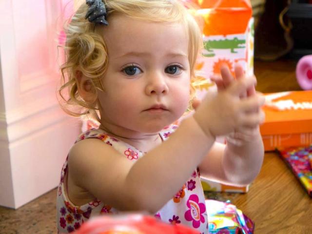 Baby and Child Sign Language with "Happy Baby Signs" | Marin Mommies