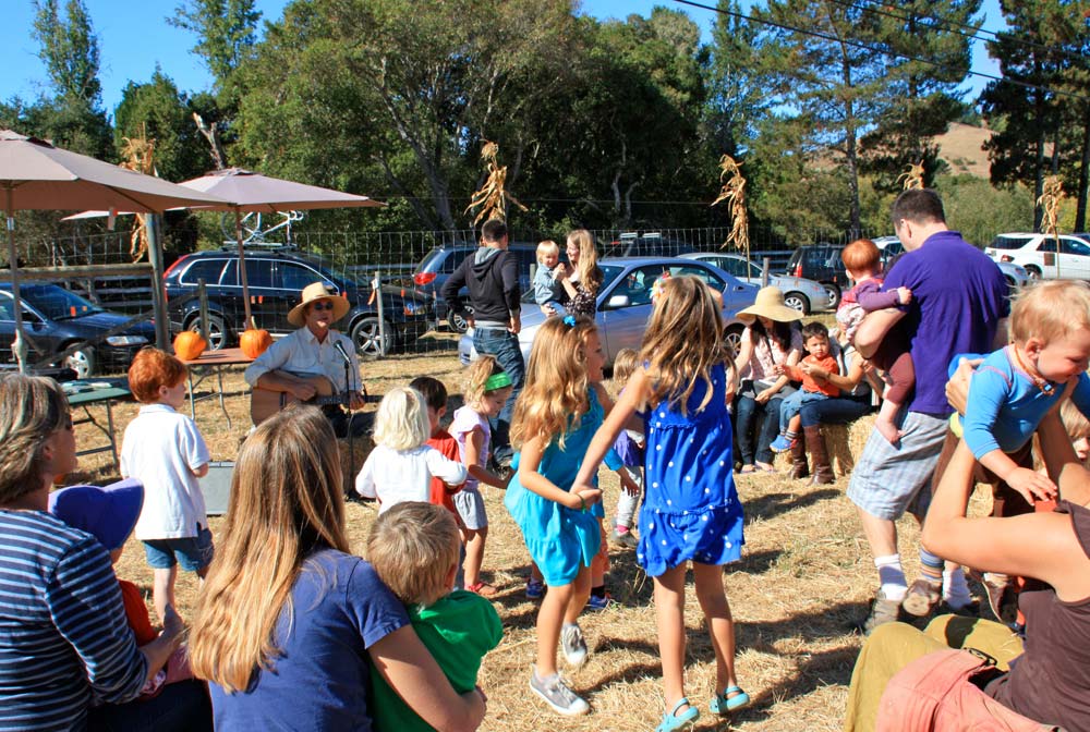 A Visit to Nicasio Valley Pumpkin Patch | Marin Mommies