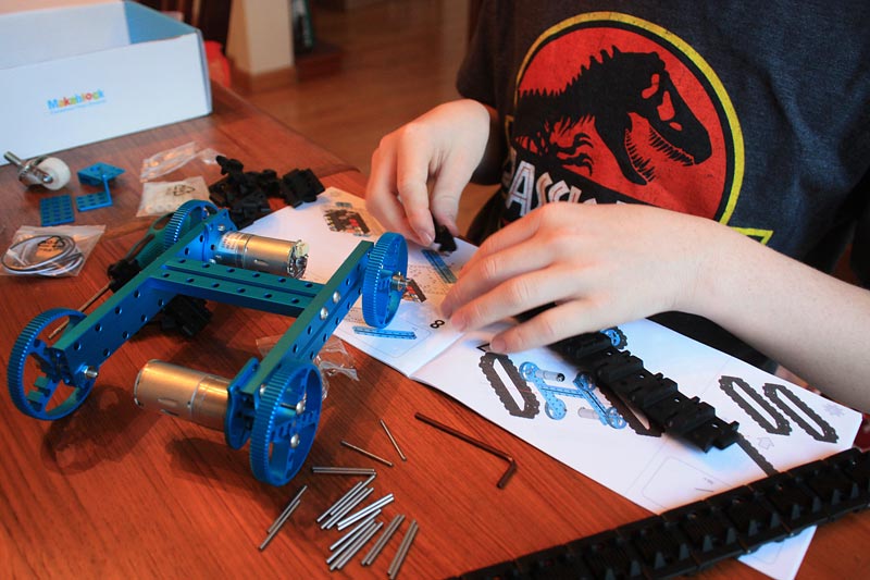 Makeblocks Starter Robot Kit Is A Great Intro To Robotics And Coding Marin Mommies