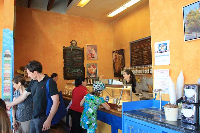 Ice Cream Rules at Screamin' Mimi's in Sebastopol | Marin Mommies