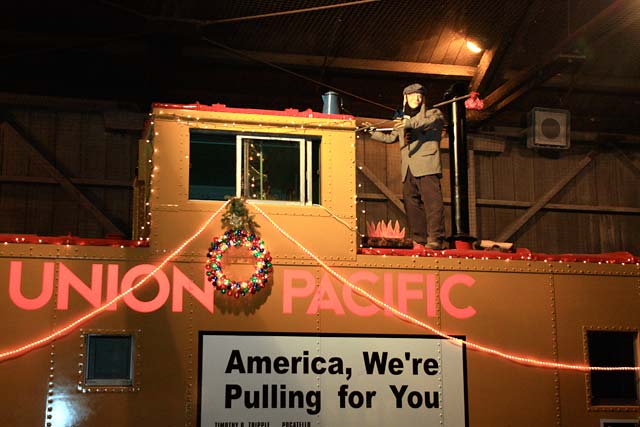 All Aboard! Tickets for The Polar Express Train Ride on Sale Soon ...