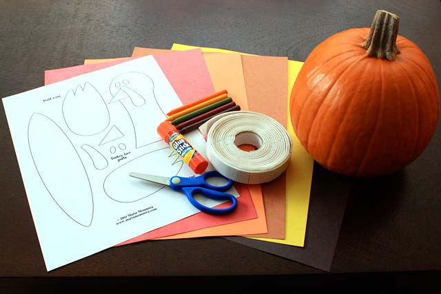 Create a Cute Pumpkin Turkey Centerpiece for Thanksgiving | Marin Mommies